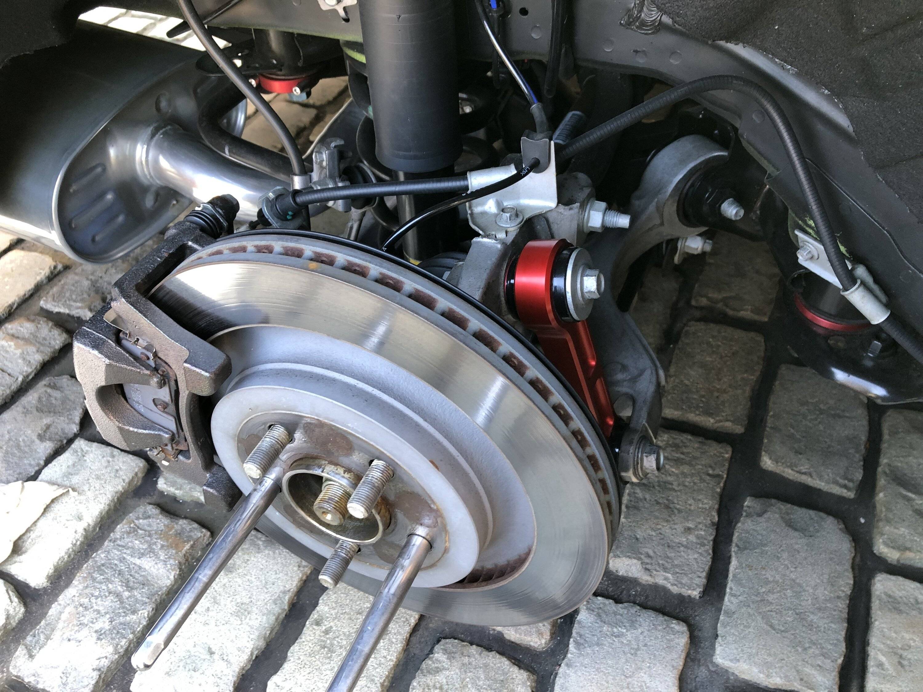 Brake Line Routing Pic | 2015+ S550 Mustang Forum (GT, EcoBoost, GT350 ...
