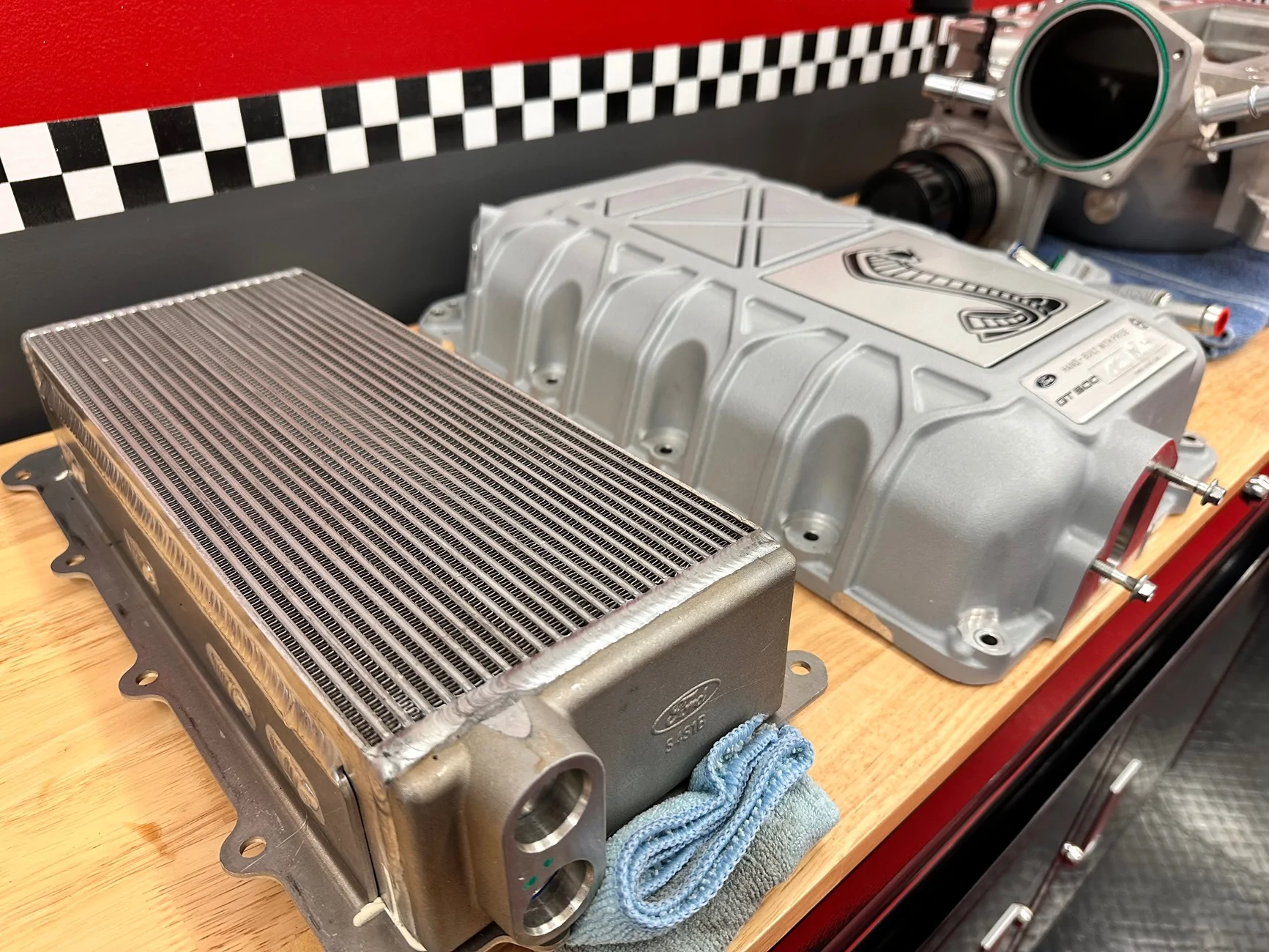 Factory OEM 20-22 GT500 supercharger, TB, rails, injectors 1600 miles ...