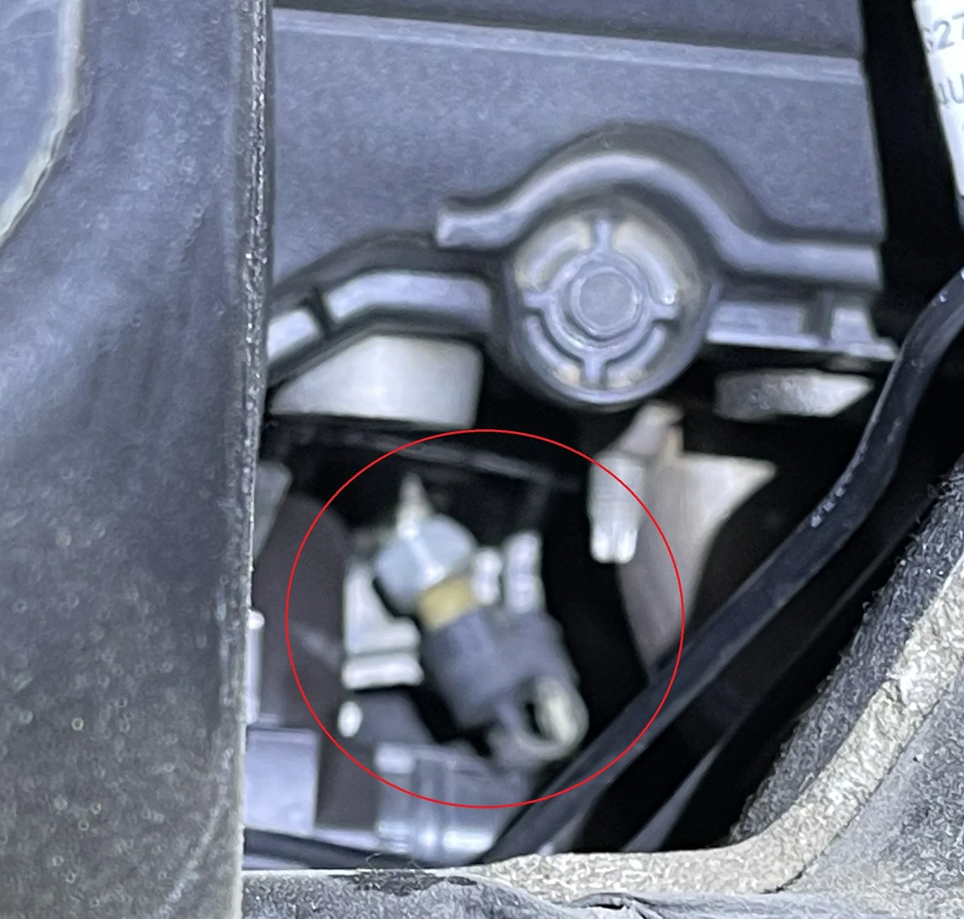 Coyote oil pressure sender location | 2015+ S550 Mustang Forum (GT ...